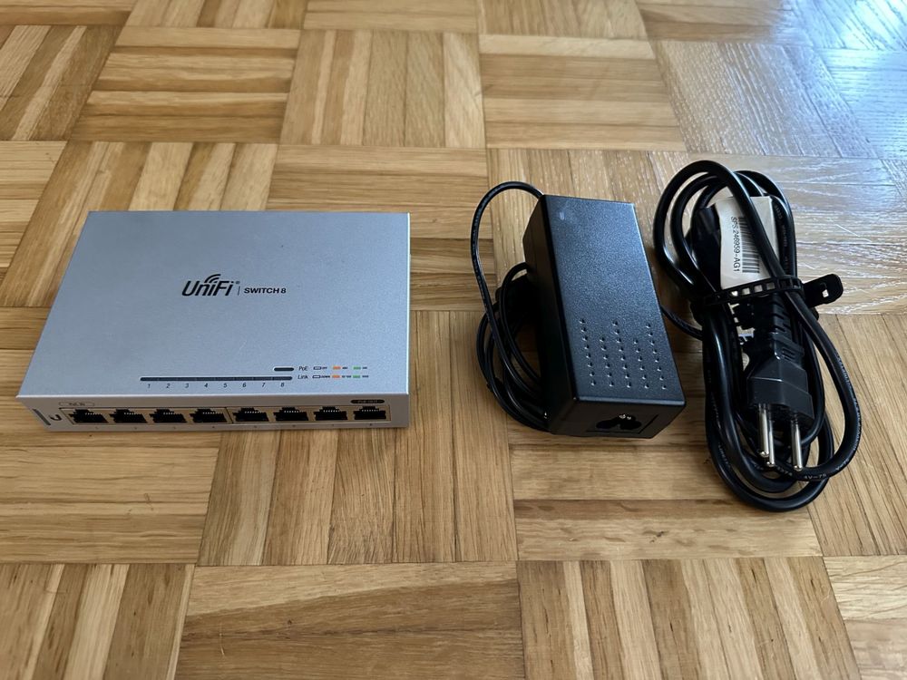 UniFi US-8 8 Port Switch | Kaufen auf Ricardo