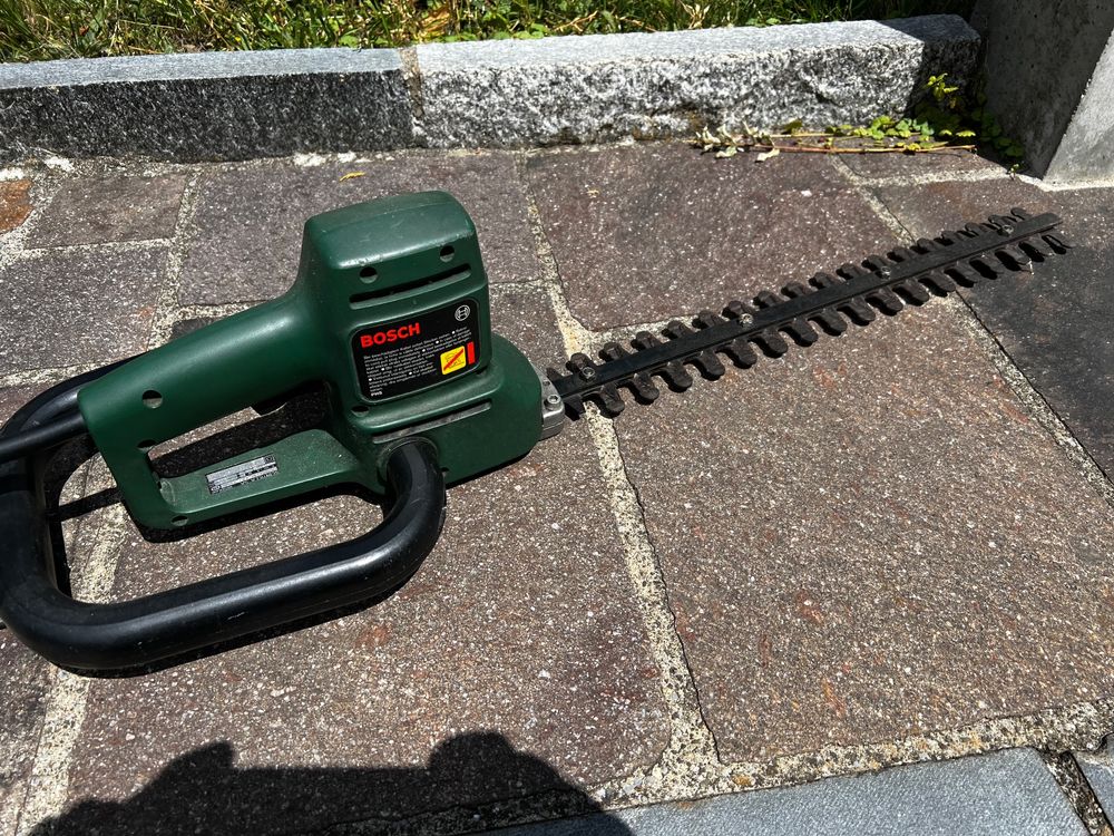 Heckenschere BOSCH PHS 46 G (Gebraucht) in Erlinsbach SO für CHF 29 – nur Abholung auf Ricardo ...