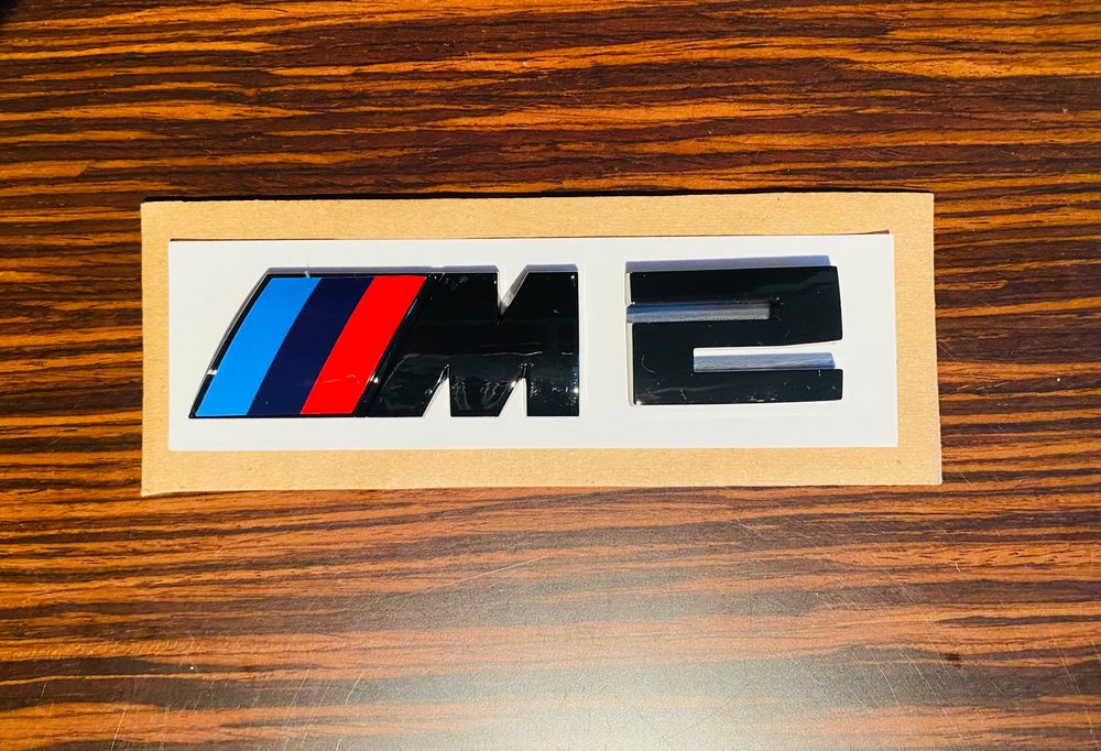 BMW M2 Emblem Logo Schriftzug NEU in Schwarz (Neu und originalverpackt) in Solothurn für CHF 28 ...