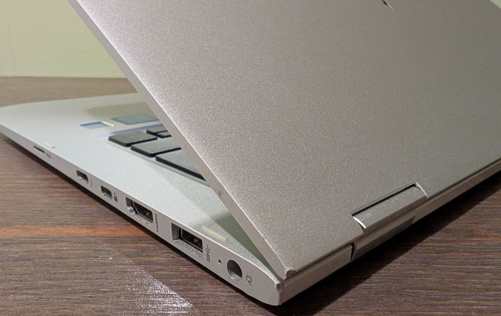 HP EliteBook x360 1030 G2 - Windows 10 Pro (Gebraucht) in Spreitenbach ...