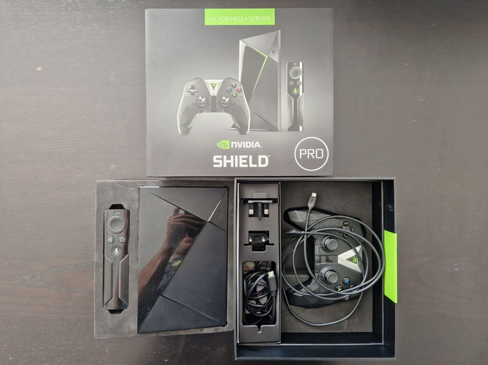 Nvidia TV Shield PRO + Controller | Kaufen auf Ricardo