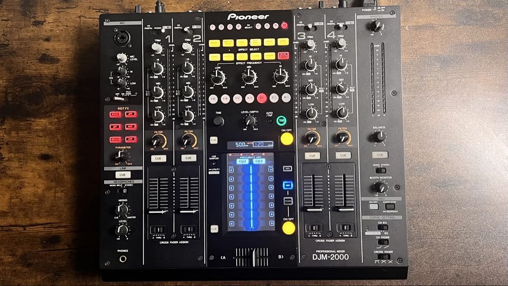Pioneer DJM 2000 Mixer (Gebraucht) in Möhlin für CHF 699 – nur Abholung auf Ricardo kaufen