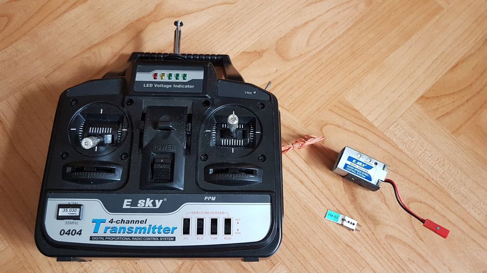 E-sky 4-Kanal Fernsteuerung mit Empfäger inkl. Quartz | Kaufen auf Ricardo