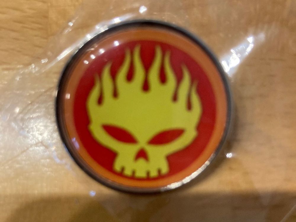 The Offspring Pin Anstecker Punk Metal Rock Band | Kaufen auf Ricardo