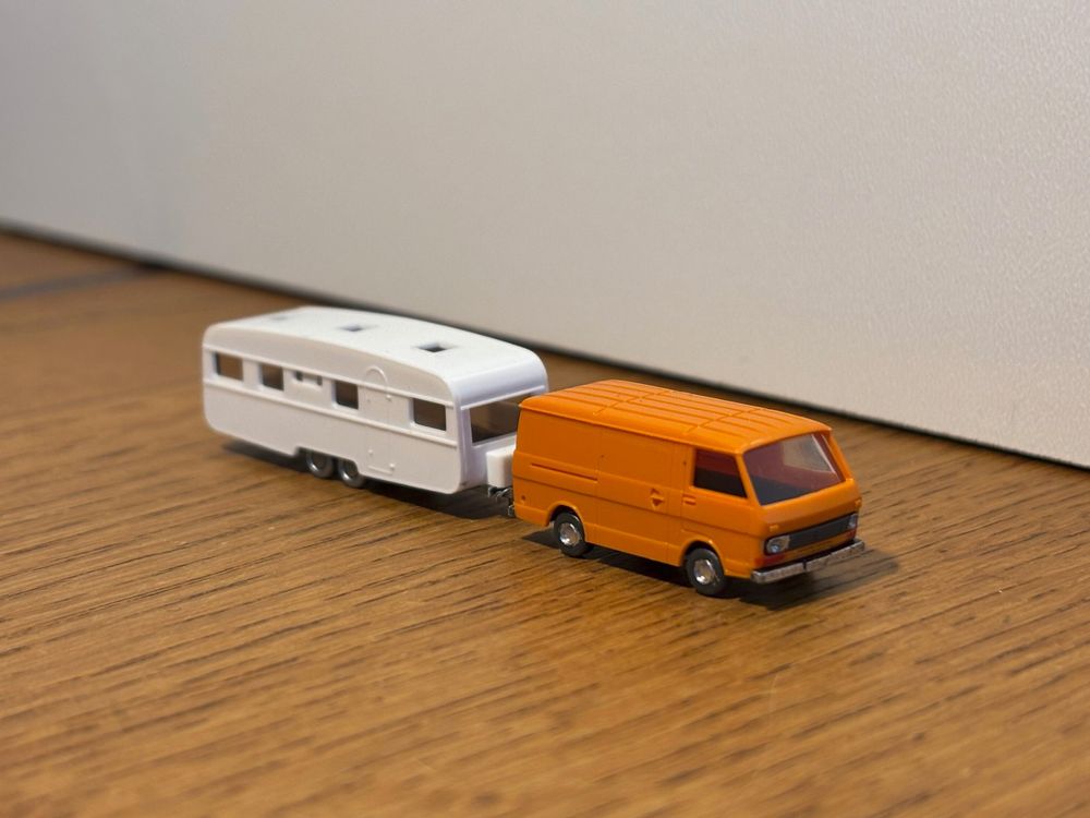 *F856: VW mit Wohnwagen (Spur N) (Gebraucht) in Birsfelden für CHF 9.5 ...