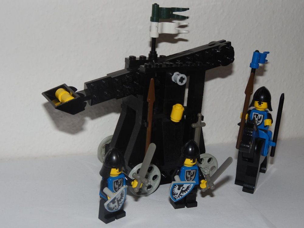 LEGO CASTLE 6030 CATAPULT BLACK FALCON | Kaufen auf Ricardo