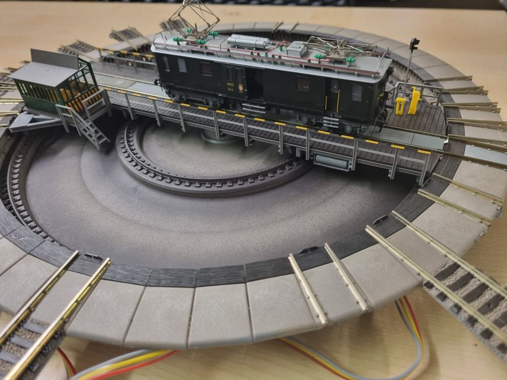 Fleischmann Drehscheibe 665201 mit Schalter 6909 (Neu (gemäss ...