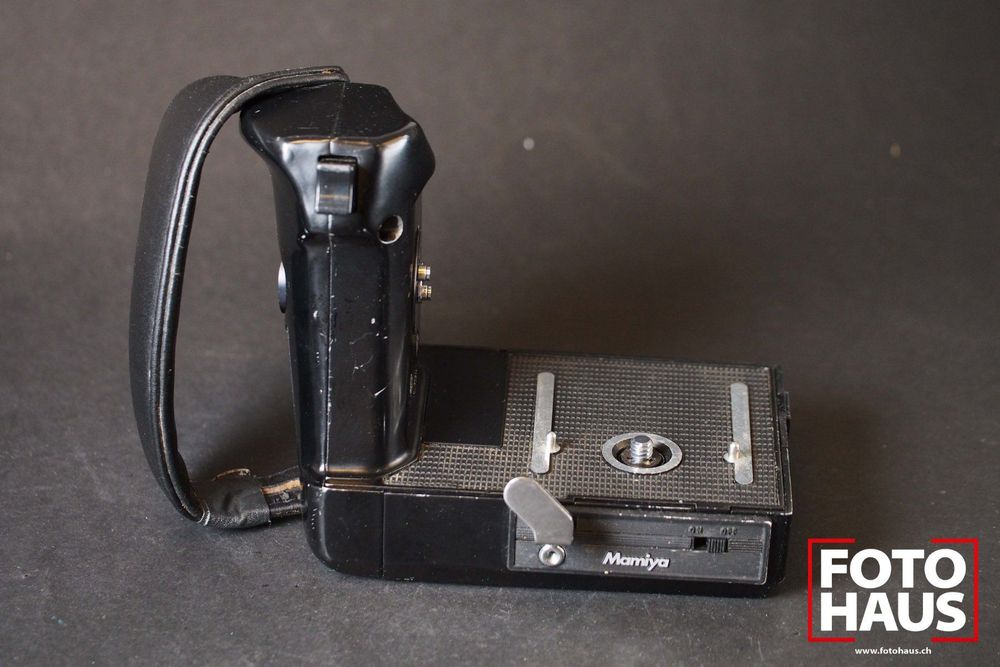 Mamiya Power Winder Grip für m645 1000s (Gebraucht) in Basel für CHF ...