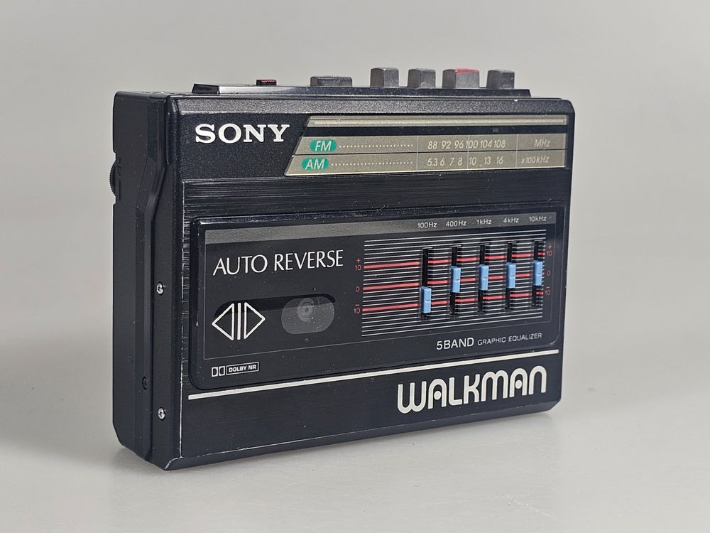 Klassiker: Sony Walkman WM-F60 aus den 1980er Jahren | Kaufen auf Ricardo