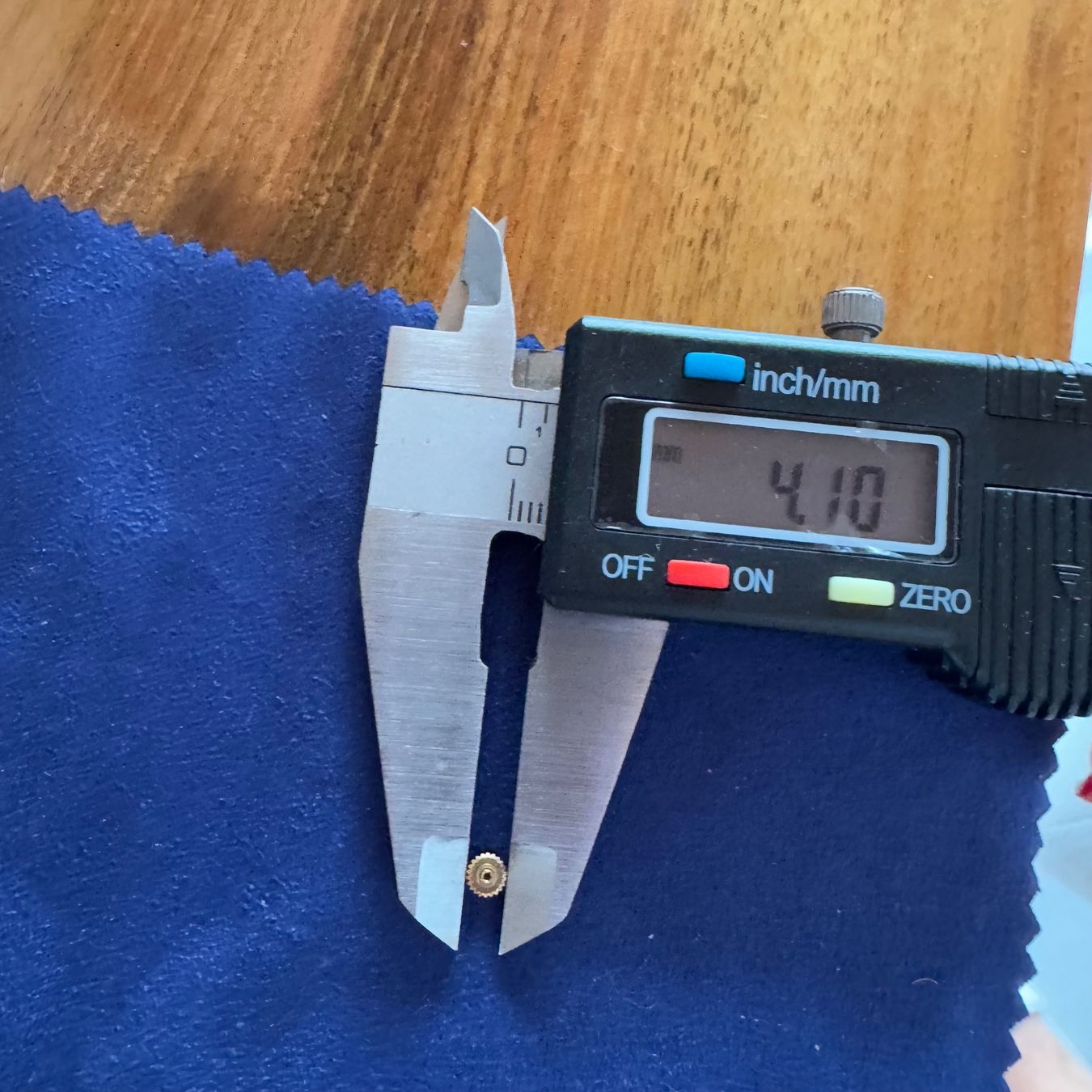 Movado Signed Crown 4.1mm/ Signierte Krone Tap 10 NOS (Neu (gemäss ...