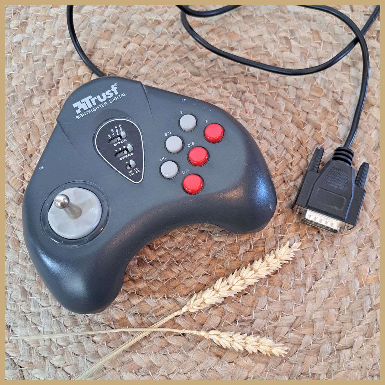 Manette jeu vintage, joystick, Trust Sight Fighter digital (Gebraucht ...