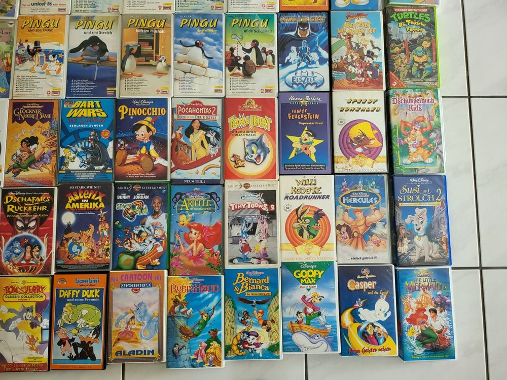 VHS Videokassetten Klassiker 74 Stk./ Walt Disney,WB,Pingu (Gebraucht) in Sursee für CHF 2 – nur ...