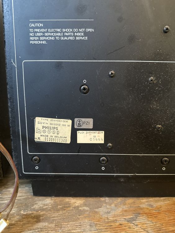 Philips Aktiv Boxen A587/50R (Defekt) in Châtel-Montsalvens für CHF 100 ...
