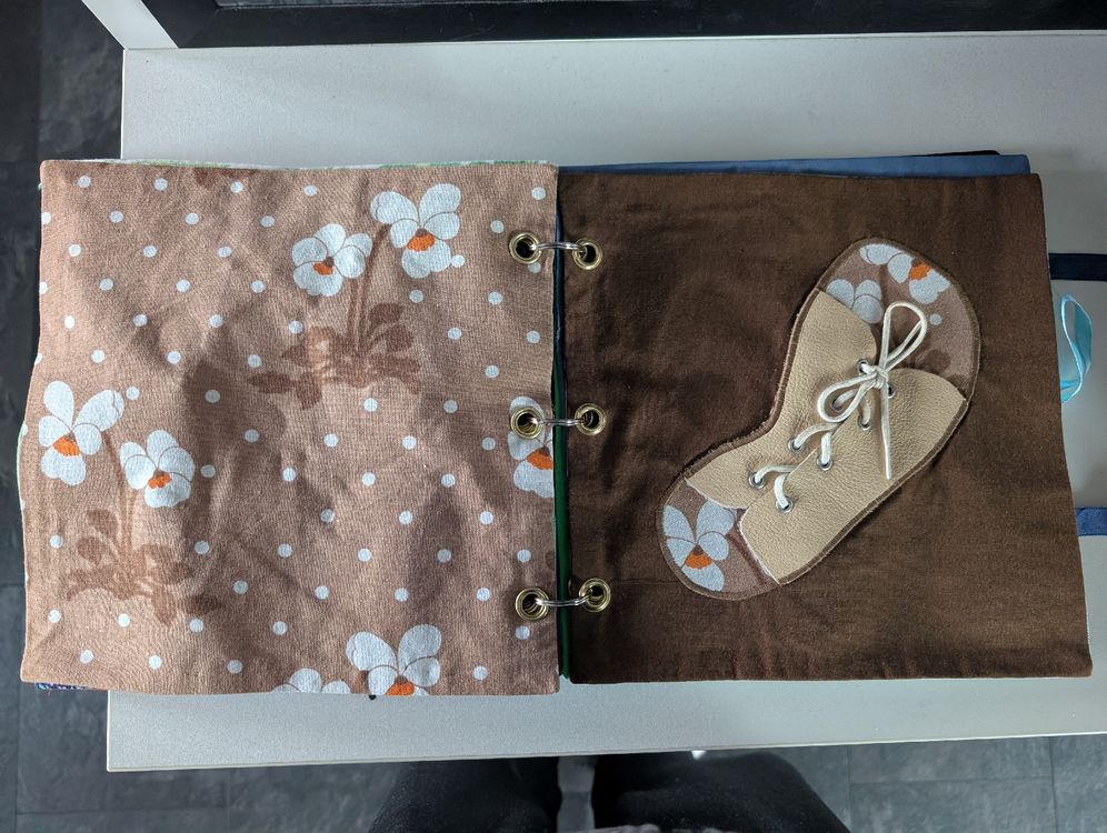 Handgemachtes Lern- und Fühlbuch für Kinder. Stoffbuch, neu (Neu und ...