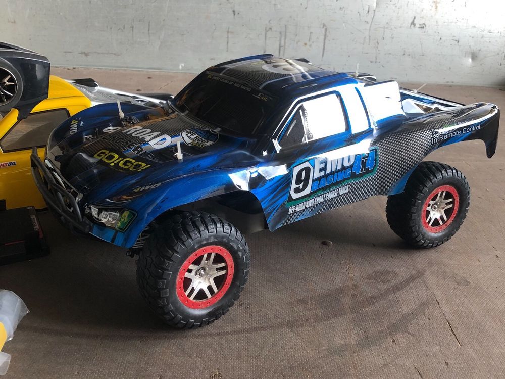 TRAXXAS SLASH 4X4 ULTIMATE LCG (Gebraucht) in Plagne für CHF 280 – mit ...