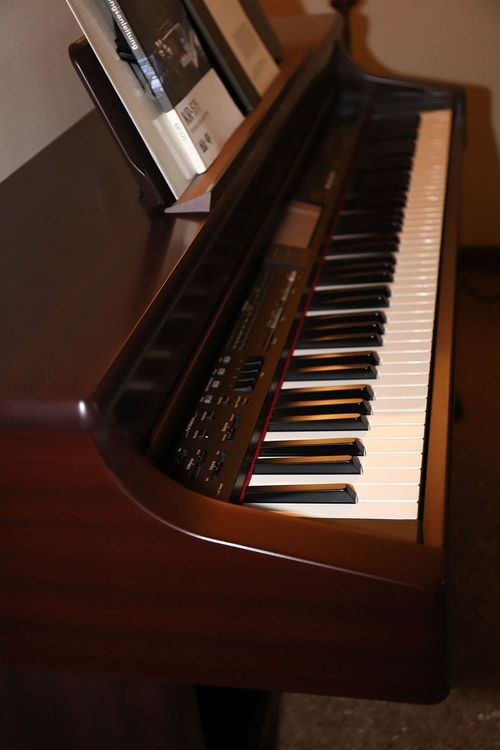 Digital Piano Roland KR-575 mahagoni – neuwertig (Gebraucht) in Zürich ...
