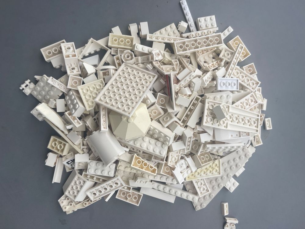 0.5KG LEGOS BLANCS (Gebraucht) in Préverenges für CHF 15 – mit ...