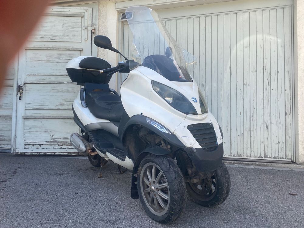 Piaggio MP3 250 3 Rad Roller Scooter (Gebraucht) in für CHF 375 – nur ...