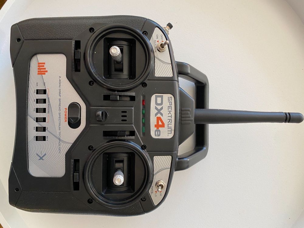 Fernsteuerung Spektrum DX4e | Kaufen auf Ricardo