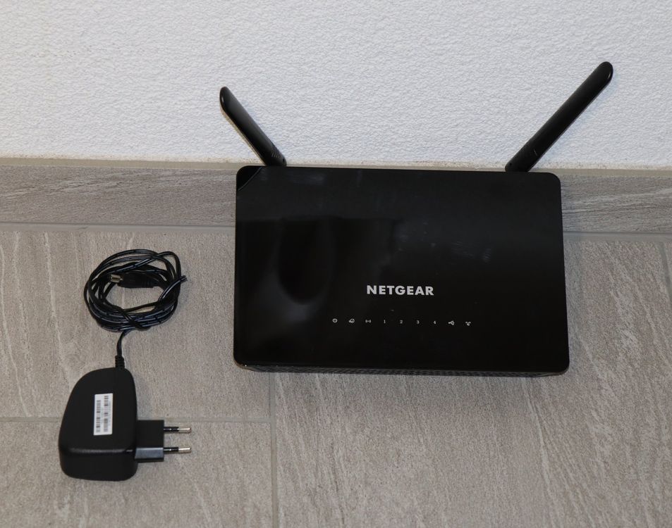 Netgear R6220 - AC1200 Smart WLAN-Router (Gebraucht) in Holderbank AG ...