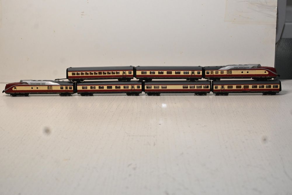 TEE Dieseltriebzug 7 teilig Roco Spur N ohne OVP , läuft (Gebraucht) in ...