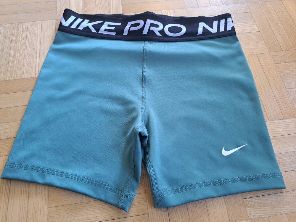 Nike pro kurze Sporthosen Grösse XS (Neu (gemäss Beschreibung)) in ...