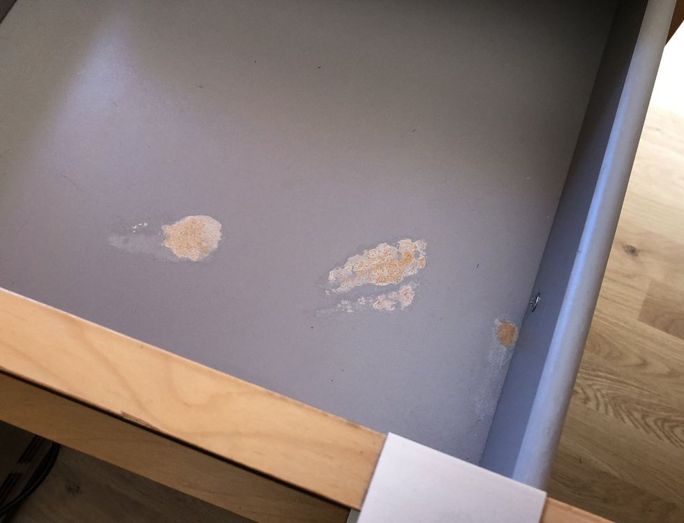 Pult IKEA mit Ausziehtisch & Korpus | Kaufen auf Ricardo