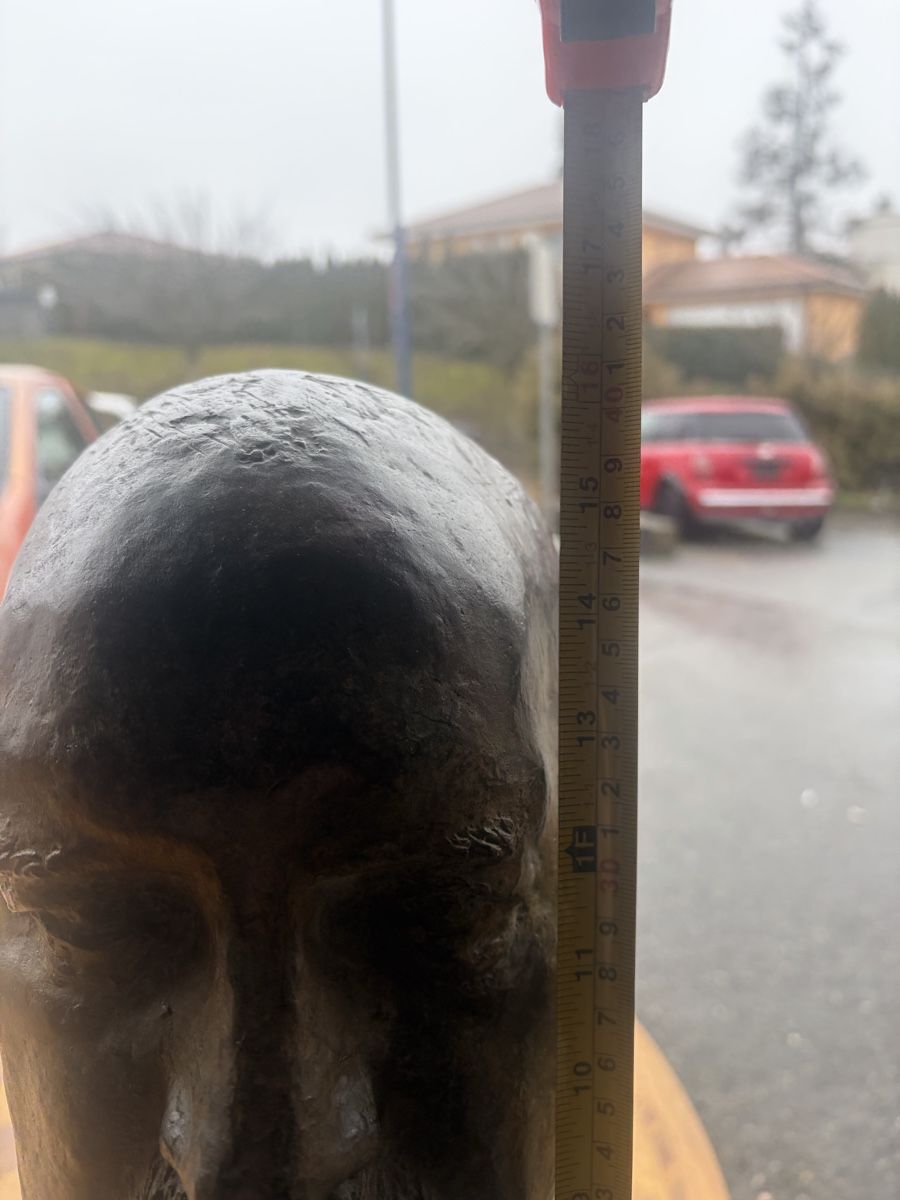 Buste en bronze (visage) sur socle noir (D'occasion) à Estavayer le lac ...