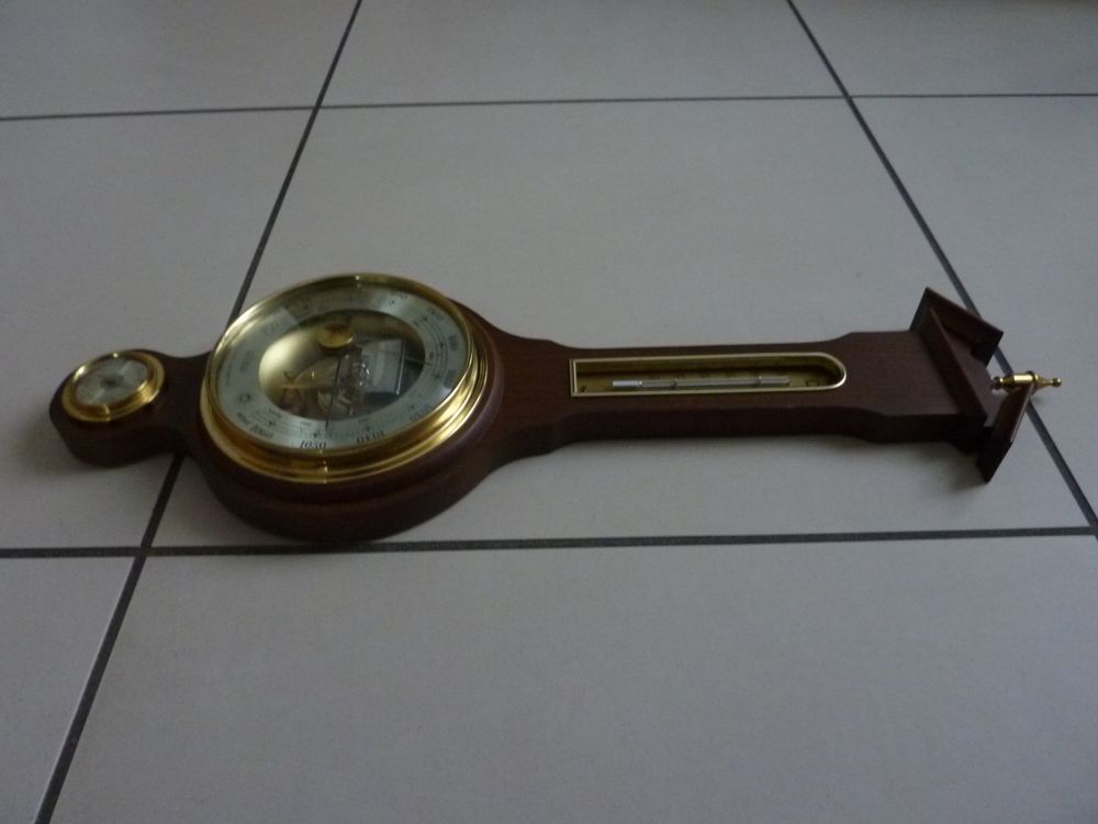 HUGER ein PRÄCISIONS-BAROMETER mit Wand-Aufhängung (Gebraucht) in ...