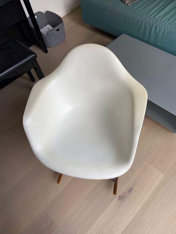 Eames Plastic Armchair RAR | Kaufen auf Ricardo