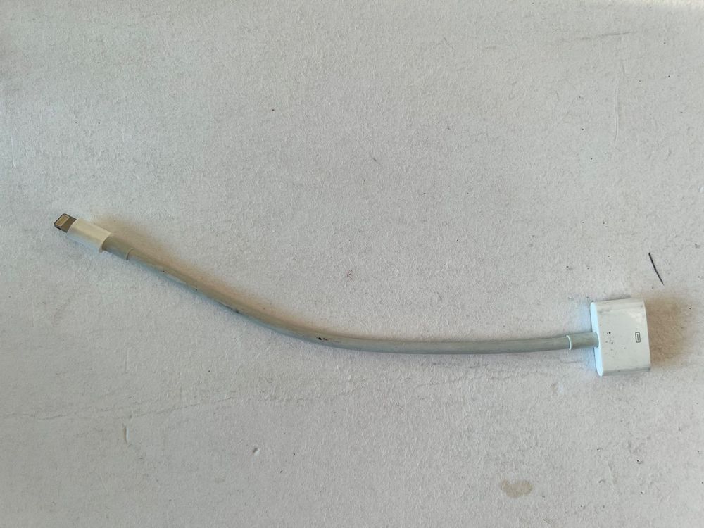 iPhone / iPad Adapter Lightning - 30-pin (Gebraucht) in für CHF 10 ...