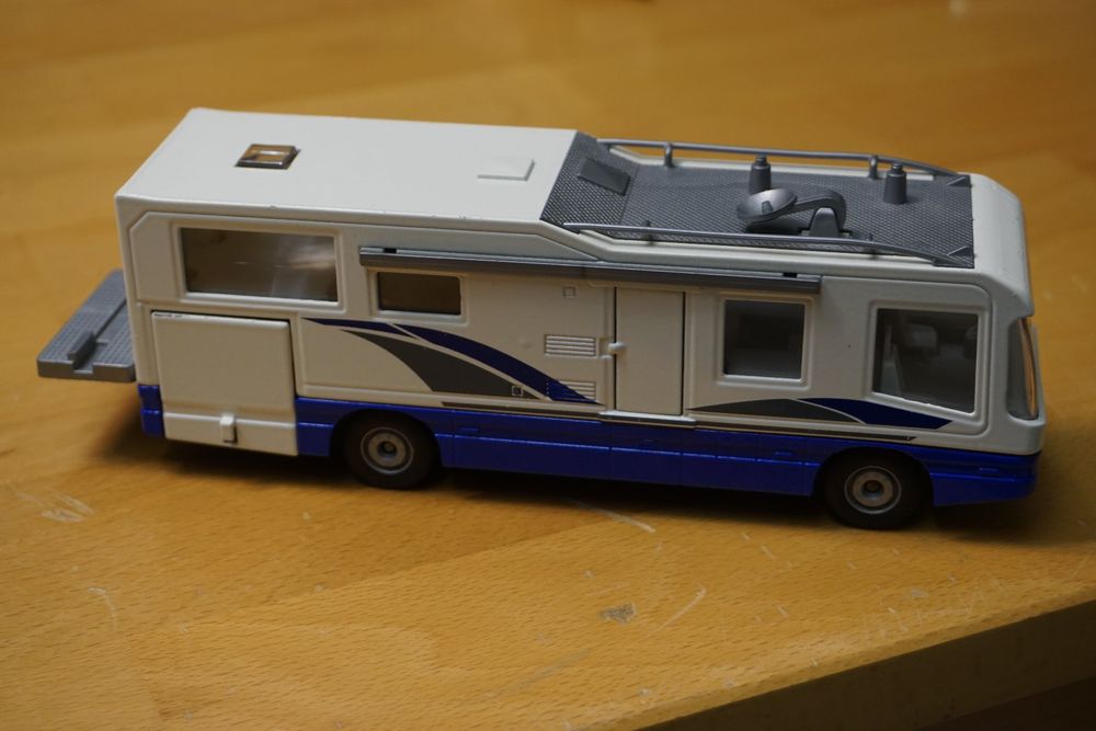 Siku Wohnmobil 6Zyl. 260Ps Metal !!!!!!!!!!! | Kaufen auf Ricardo