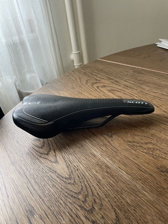 Rennrad Sattel Scott (Gebraucht) in Luzern für CHF 20 – mit Lieferung ...