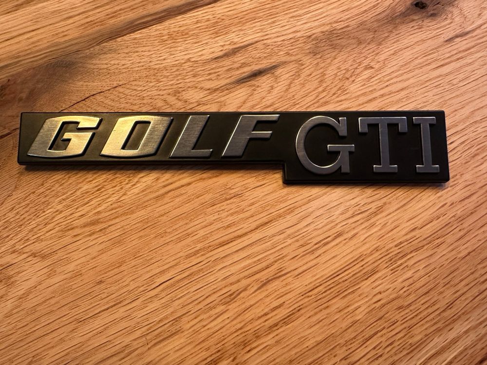 VW Golf GTI Emblem (Neu (gemäss Beschreibung)) in Alpnachstad für CHF ...
