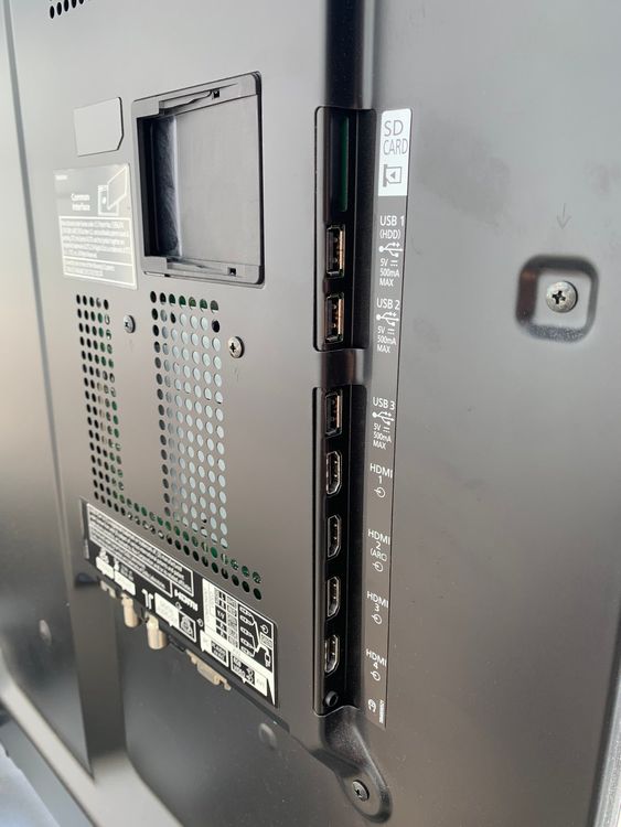 TV Panasonic mit DVD-Player und Viera Soundsystem (Gebraucht) in ...