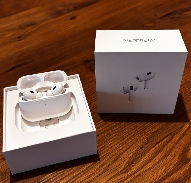 AirPods Pro 2. Generation (USB-C) mit MagSafe Charging Case (Gebraucht ...