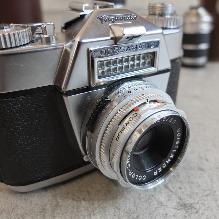 Voigtländer Bessamatic Kamera mit 2 Super-Dynarex Objektive (Gebraucht) in Basel für CHF 65 ...
