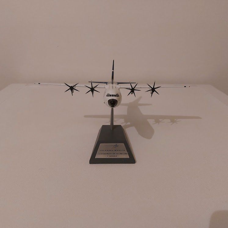 Lockheed Martin LM 100J "House Color" Inflight 200 (Neu und ...