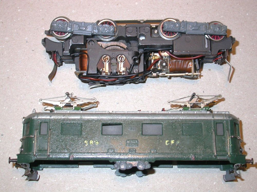 Märklin SBB Re 4/4I RET800 3014 Schrott (Defekt) in Berikon für CHF 31 – mit Lieferung auf ...