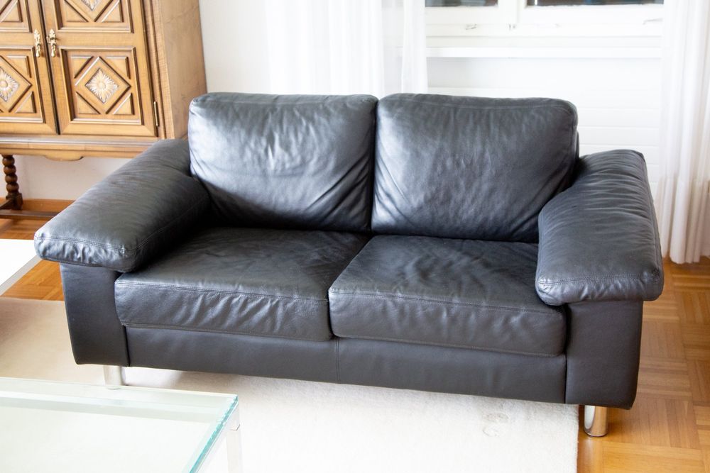Bequemes und schönes Ledersofa, gebraucht, guter Zustand (Gebraucht) in St.Gallen für CHF 49 ...