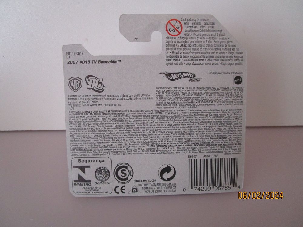 HOT WHEELS TV BATMOBILE - K6147 (Neu und originalverpackt) in Chêne ...