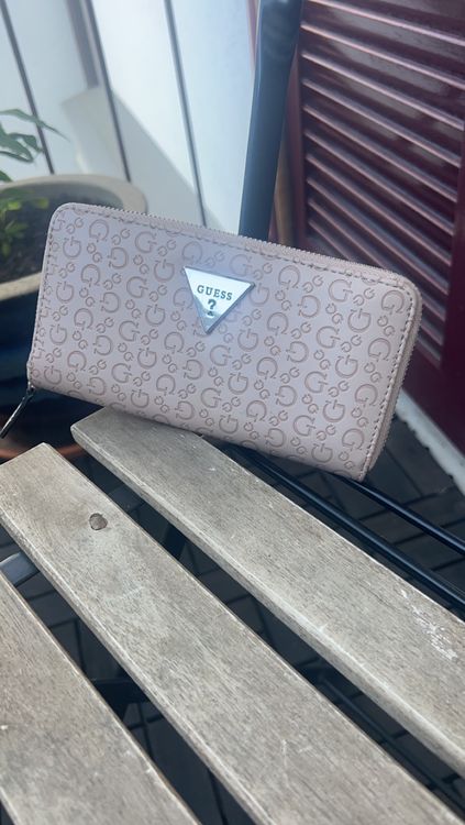 Original Guess Portmonee (Neu (gemäss Beschreibung)) in Reinach für CHF ...