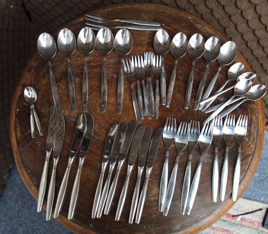 ca. 42 Teiliges Besteck (Gebraucht) in La Chaux-de-Fonds für CHF 8 ...