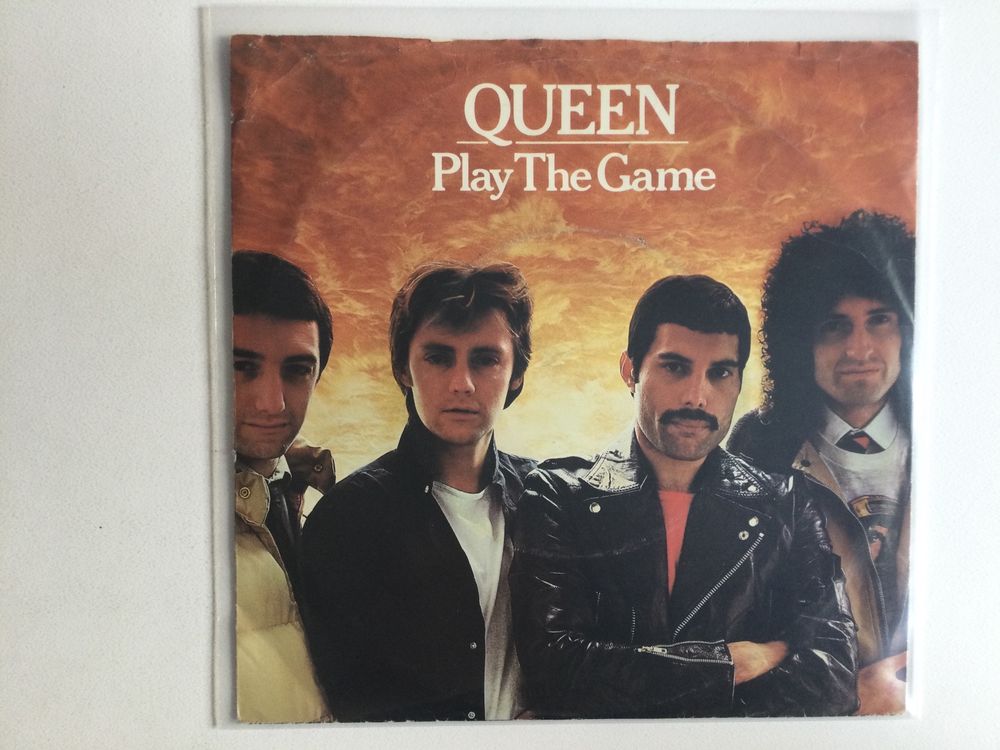 Queen Single - Play The Game / Human Body | Kaufen auf Ricardo