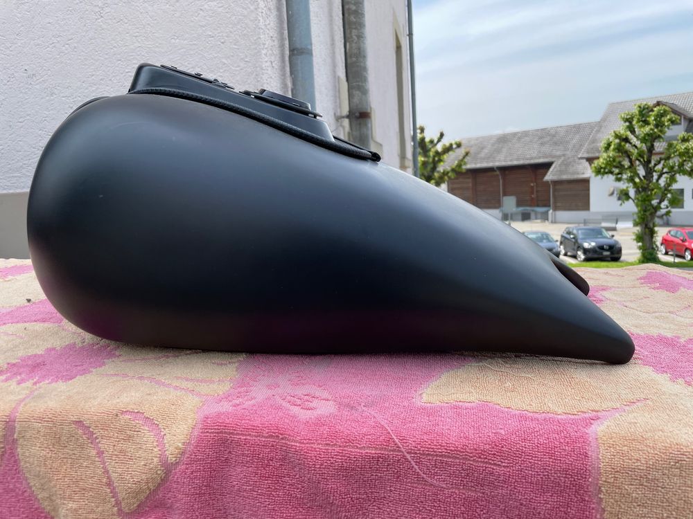 Harley- Davidson Dyna Tank (Gebraucht) in Affoltern am Albis für CHF 50 ...