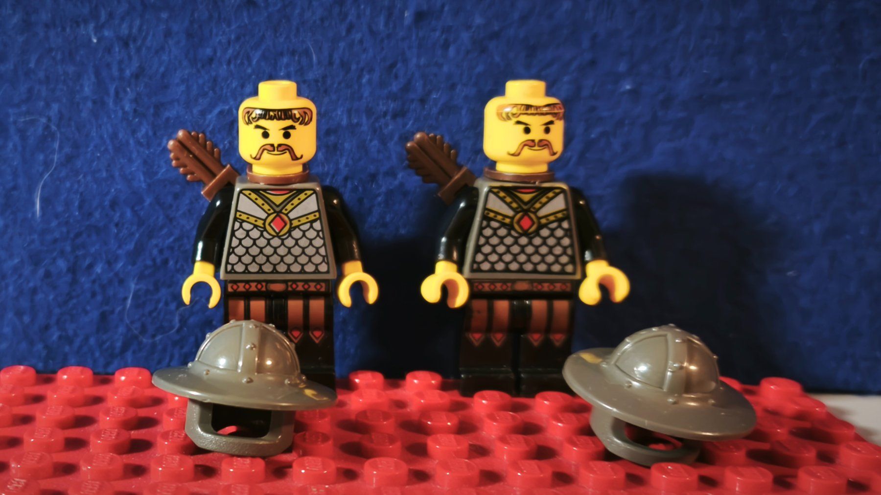 Lego Castle, 2x cas247 Knight 2, Quiver (Gebraucht) in Emmenbrücke für ...