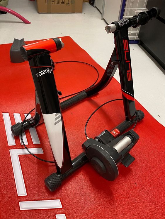 Rollentrainer Elite Volare Mag (Aluminium) fürs eigene Velo | Kaufen ...