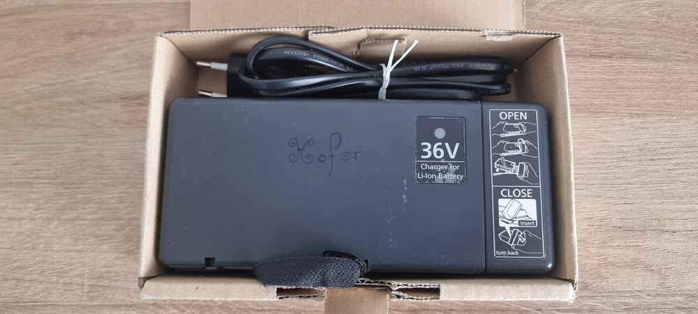 Flyer E-Bike Ladegerät 36 V (Gebraucht) in Buchs SG für CHF 110 – nur ...
