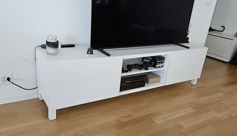 IKEA BESTÅ TV-Lowboard / IKEA BESTÅ TV Unit (Gebraucht) in Basel für ...