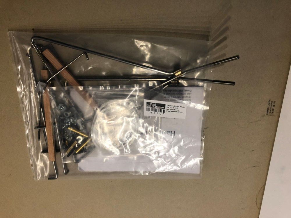 Toni Clark Piper PA18 J3 Scale Fahrwek. (Neu und originalverpackt) in Schlieren für CHF 45 – mit ...